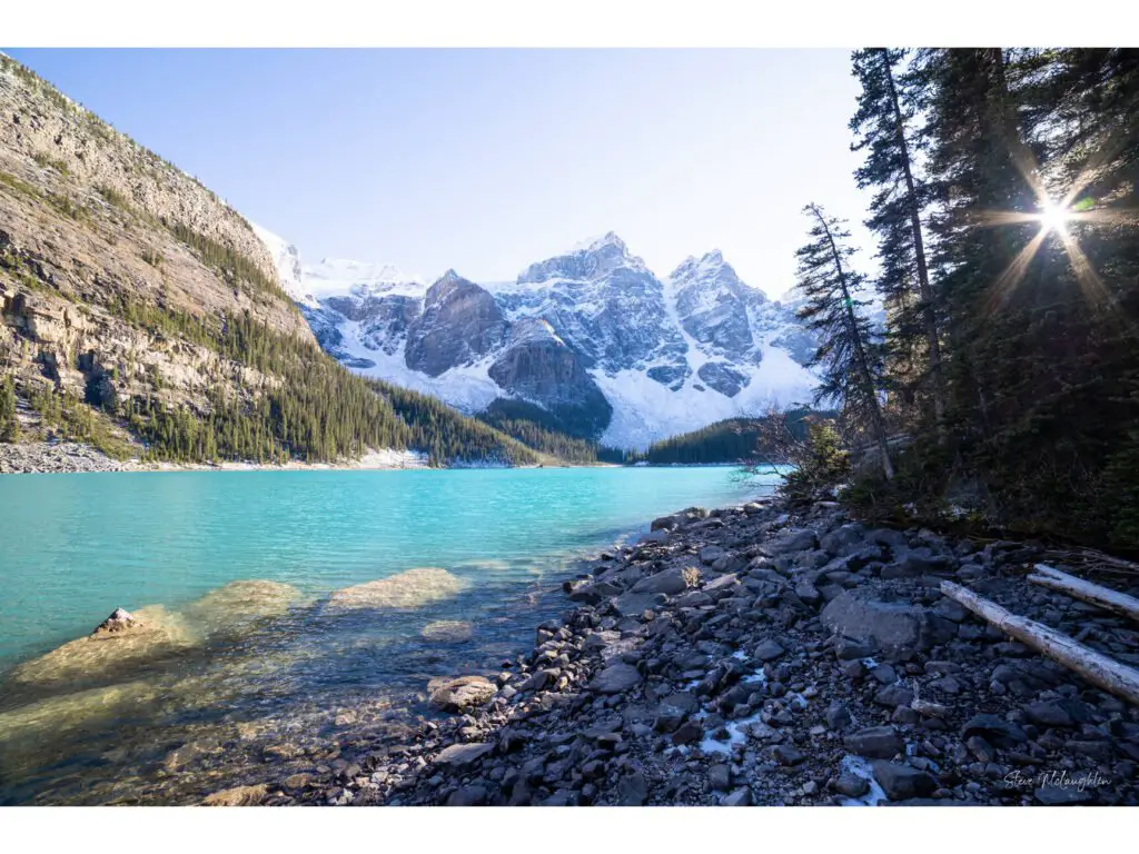 The Low Down on the Moraine Lake Shuttles (2025) – Mountains and Treasures